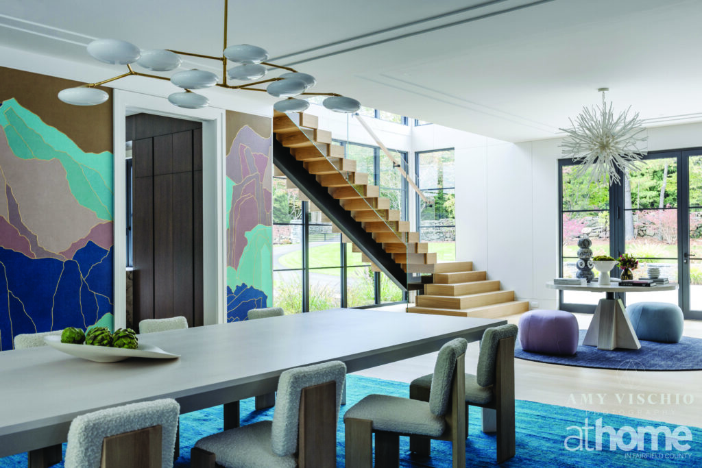 A Color-Drenched Greenwich Home Opens Its Expansive Glass Doors ...